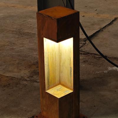 China 10W Solar Bollard Garden Lights Powder Coated Or Rusty Finish Corten Steel à venda