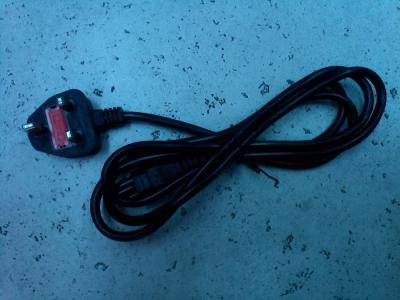 中国 5V 12V 19V 24V 0.5A 1A 1.5A 2A 3A 4A 5A CE証明書付き電源アダプタ 販売のため