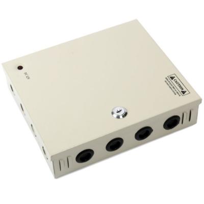 China Kompakte 12v 10a 9 Kanäle Stromversorgungskiste für CCTV-Kamera Ausgangsfrequenz 50/60Hz zu verkaufen