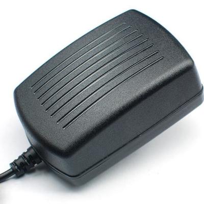 중국 12V 1A/1.5A/1000mA/2000mA 전원 어댑터 플러그 인 연결과 AC100-240V 입력 판매용