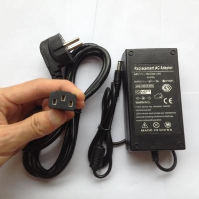 Cina 12V 5A 60w C-Power Supply 5.5*2.5dc jack Adaptore DC per la connessione desktop in nero in vendita