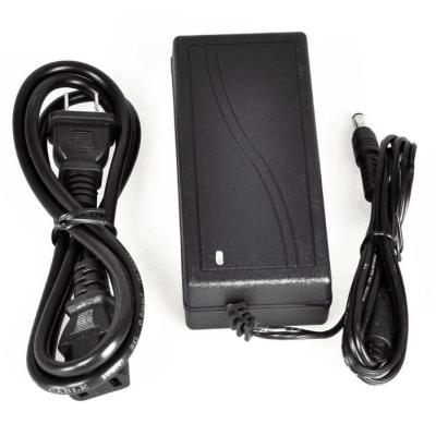 China AC/DC12V 5A 60W 15V 4A 9V 4A Zwarte geregelde adapter voor LED-strook LCD-monitor CCTV Te koop