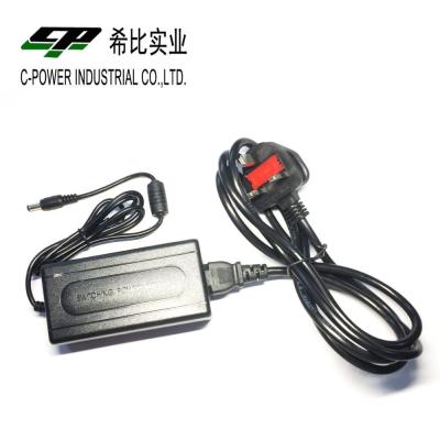 Cina Desktop 100 240V AC 12VDC 6Amp Adaptore 72W 12V Alimentatore nero corrente di uscita 6A in vendita