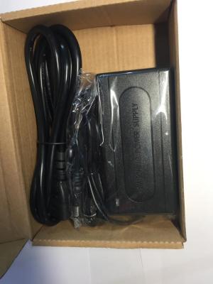 Cina Desktop 100 240V AC 12VDC 6Amp Adaptore 72W 12V Alimentatore nero corrente di uscita 6A in vendita