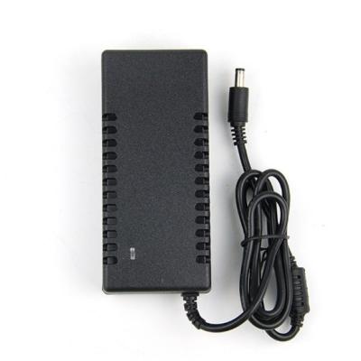 Cina Apparecchi elettrici Sinceramente offerto AC/DC12V 5A Adapter per LED Strip LCD Monitor CCTV in vendita