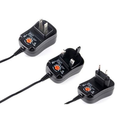 중국 3-12V DC 출력 조정 가능한 12W/30W 다중 커넥터와 함께 보편적인 전원 공급 어댑터 판매용