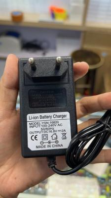 China CE FCC ROHS Certified 16.8V 2A Lithium-ion Battery Charger for C-Power Power Adapter for sale