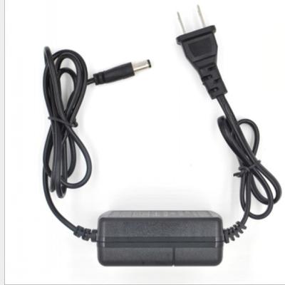China C-Power 100-240v AC para 12v DC 2A Adaptador de energia com 5.5 * 2.1/5.5 * 2.5 DC conector à venda