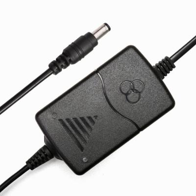 China LED-licht en elektrische apparaten stroomadapter 12V 1A 2A met constante spanning Te koop