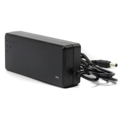 Cina C-Power Costante Voltage Desktop Power Adapter 5V 10A per il Desktop di connessione AC100-240V in vendita