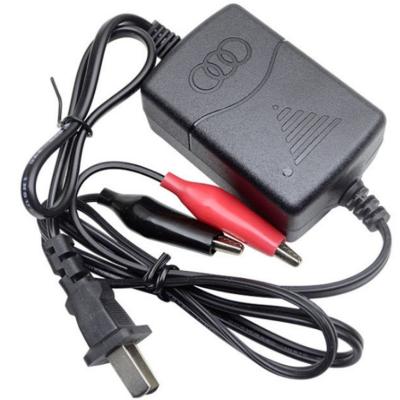 中国 AC100-240Vから12Vのプラグイン充電器 鉛酸電池 出力電流1.5A 販売のため