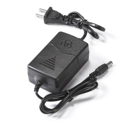 Cina Adaptore di alimentazione per desktop 24V 12V 2A per il collegamento a presa C-Power AC 100-240V in vendita