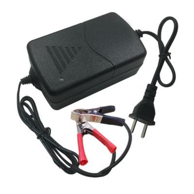 Cina Controllo della temperatura Compensazione Motociclo e auto batteria caricabatterie mantenitore 12V 1A in vendita