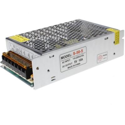 中国 シルバー C-Power 12V 5A 5V 10A 60W 50W 汎用アプリケーションのための切り替える電源 販売のため