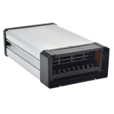 Cina C-Power Outdoor IP44 impermeabile a pioggia 240W Fornitore di alimentazione 110V/220V 20A/10A 12V/24V in vendita