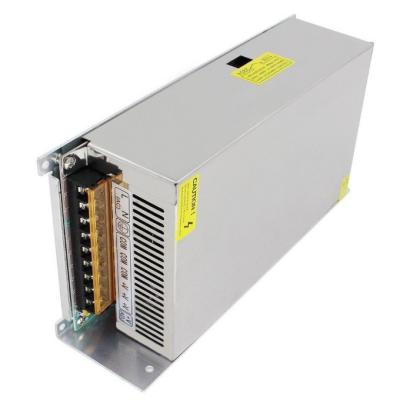 Cina Alte frequenze di uscita C-Power 32V 600W 720W AC110V 220V DC Power Supply con consumo in vendita