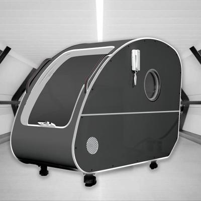 China Spacious Hyperbaric Oxygen Chamber Allowing Multiple Patient Treatments Simultaneously with Safety Features for sale