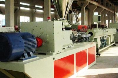 Cina Linea di produzione di plastica del tubo del PE della vite del gemello di alta efficienza per il rifornimento idrico in vendita