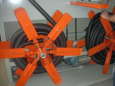 Cina Linea di plastica dell'estrusione della singola vite per produzione rinforzante a spirale del tubo del carbonio del PE in vendita