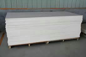 Cadena de producción impermeable del perfil del escritorio de WPC, extrusor del perfil del panel de pared de WPC