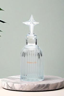 China Airtight Small Glass Diffuser Bottles 85ML With Fancy Cap LFGB for sale