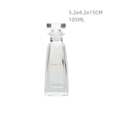 China Air Freshener Empty Glass Reed Diffuser Bottles With Cork Customized for sale