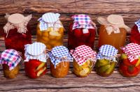 China Customized Mason Jar Drinking Glasses Transparent Mason Jars With Handles for sale
