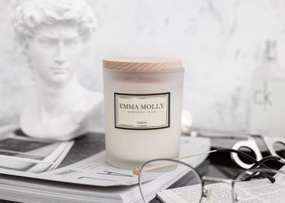 Cina Caratteristica elegante glassata del gambo di Tealight di candela del coperchio di legno lungo dei supporti in vendita