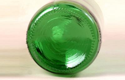 Cina Dimensione su misura di superficie di timbratura calda di vetro vuota verde delle bottiglie di vino in vendita
