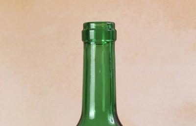 Cina Dimensione su misura di superficie di timbratura calda di vetro vuota verde delle bottiglie di vino in vendita