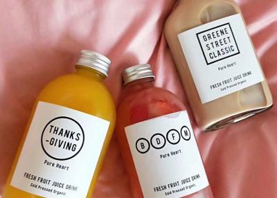 Cina Il vetro piano Juice Bottles 100ml 200ml 350ml del quadrato ha personalizzato il logo in vendita