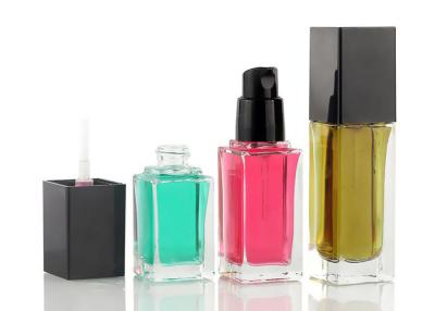Cina Il chiaro vetro cosmetico rotondo del quadrato imbottiglia le bottiglie del fondamento di trucco 30ml in vendita