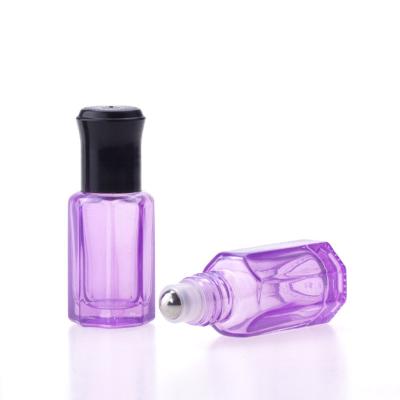 中国 防臭剤のローラー球が付いている空の化粧品のびんの3ml/6ml精油のガラス ビン 販売のため