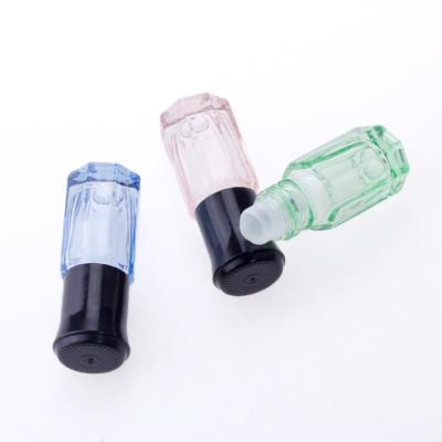 中国 防臭剤のローラー球が付いている空の化粧品のびんの3ml/6ml精油のガラス ビン 販売のため