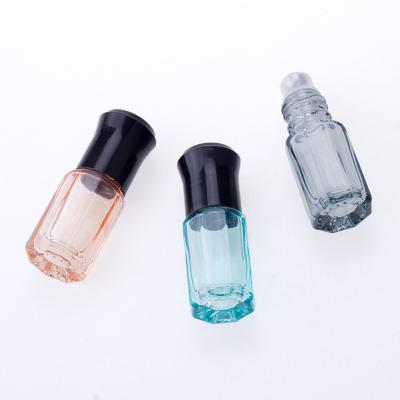 中国 防臭剤のローラー球が付いている空の化粧品のびんの3ml/6ml精油のガラス ビン 販売のため