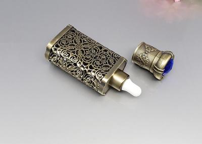 China garrafas de vidro cosméticas vazias da fantasia da capacidade 10ml com o tampão do conta-gotas para o óleo essencial à venda