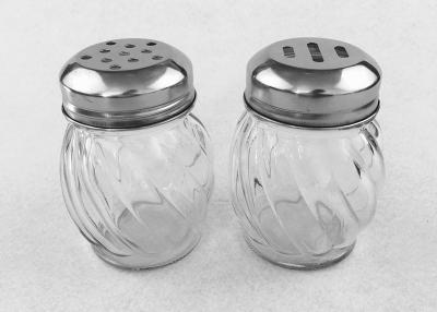 Cina la spezia della cucina 150ml stona la bottiglia Shaker Glass Material del pepe e del sale in vendita