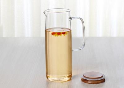 China Copo reto da água fria do potenciômetro do corpo do jarro de vidro resistente ao calor alto do Borosilicate com tampa de bambu à venda