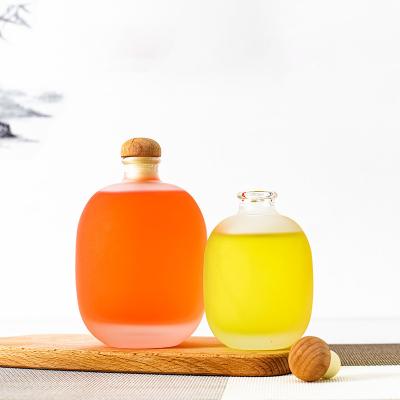 Cina Bottiglie di vetro del succo 250ml 500ml di capacità piana della bevanda in vendita