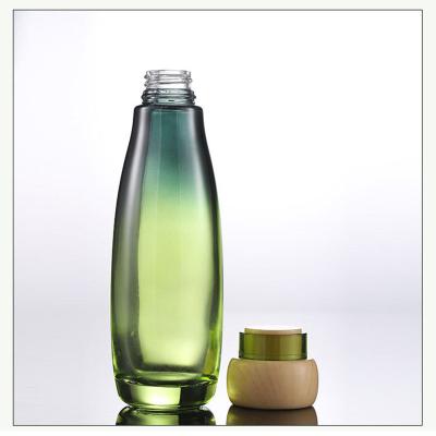 Cina Bottiglie di vetro cosmetiche della crema di fronte 50g 100ml 120ml in vendita
