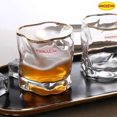 Cina Lo speciale variopinto dell'OEM 275ml ha modellato i vetri del whiskey in vendita