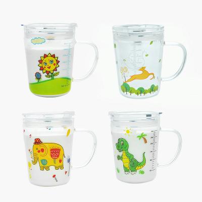 Cina Le tazze beventi del fumetto 350ml dei bambini Microwavable di vetro in vendita