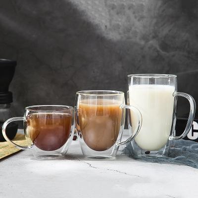 China O dobro alto do vidro de Borosilicate isolou copos de café com punhos à venda