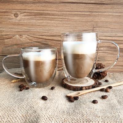 China O dobro alto do vidro de Borosilicate isolou copos de café com punhos à venda