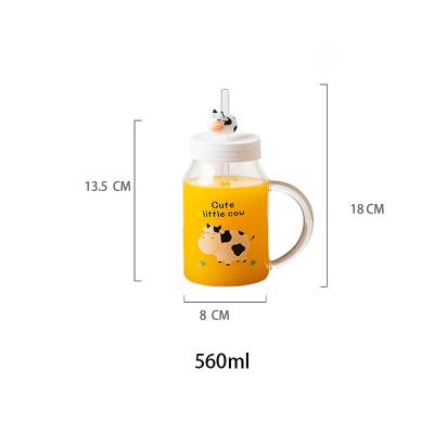 Cina 560ml latte trasparente termoresistente Juice Glass Bottle With Straw in vendita