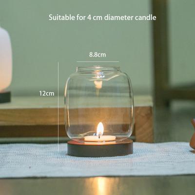 China La linterna formó la palmatoria de cristal transparente helada con el casquillo de aluminio en venta