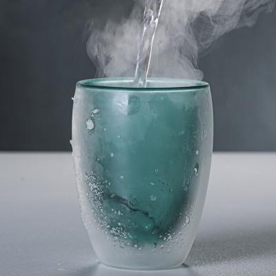 Cina Tazza di vetro delicata di Pyrex doppia colorata per la prima colazione domestica in vendita