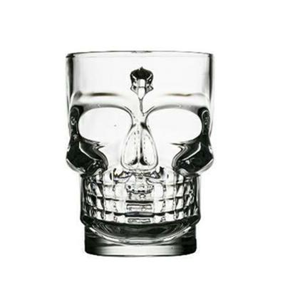 Cina Il cranio creativo modella 500ml ha personalizzato il borosilicato di vetro della tazza in vendita