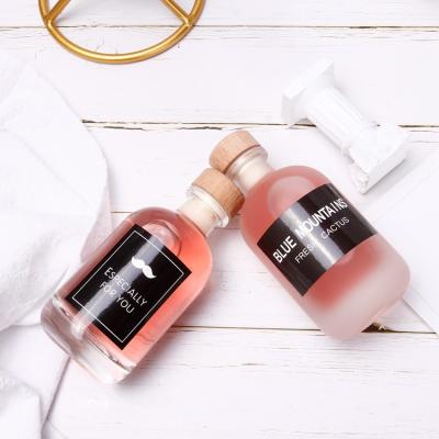 Cina Il liquore dell'alcool ha glassato le bottiglie di vino di vetro vuote 100ML 250ML in vendita