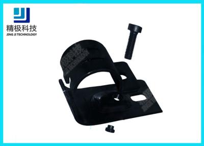 China Klemmen Sie Verbindungsstück schwarze Metallrohrverbindungen zwischen PET Rohr und zusammengesetzter Platte fest zu verkaufen